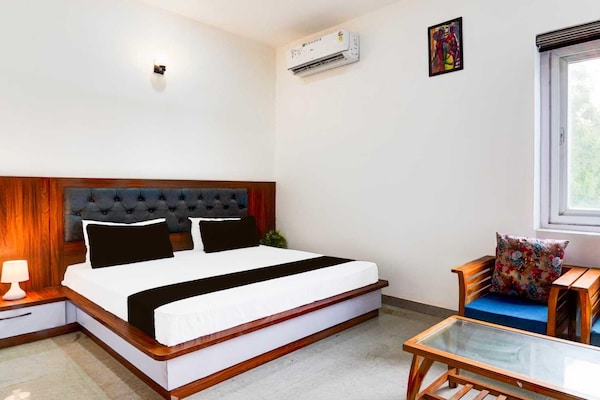 Hotel O Greater Noida West Link Road Formerly Advent - Noida