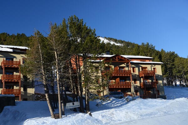 Les Chalets De L'isard - Appartement 3 Piã¨ces Avec Coin Nuit 8 Personnes - Les Angles