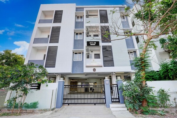 Super Hotel O Valasaravakkam Near Chandra Metro Mall - チェンナイ