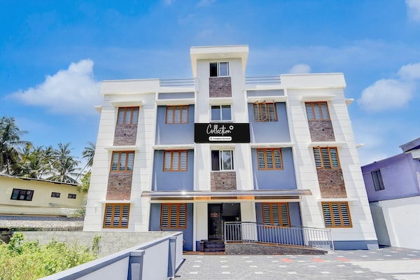 Super Collection O Westhill Near Govt Engg College - Kozhikode