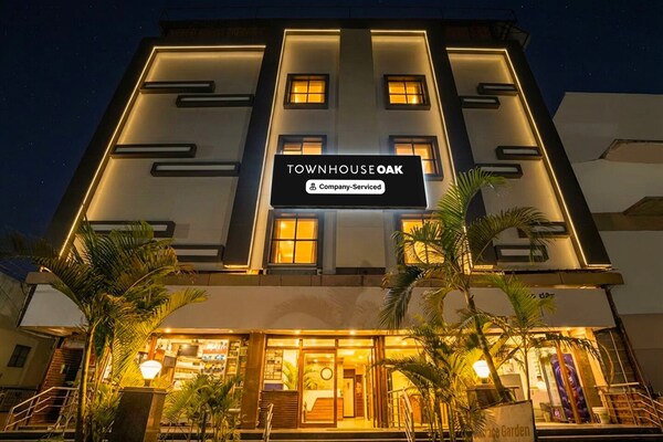 Super Townhouse Oak Dharwad New Bus Terminal Formerly Hotel Aditya Inn - Dharwad
