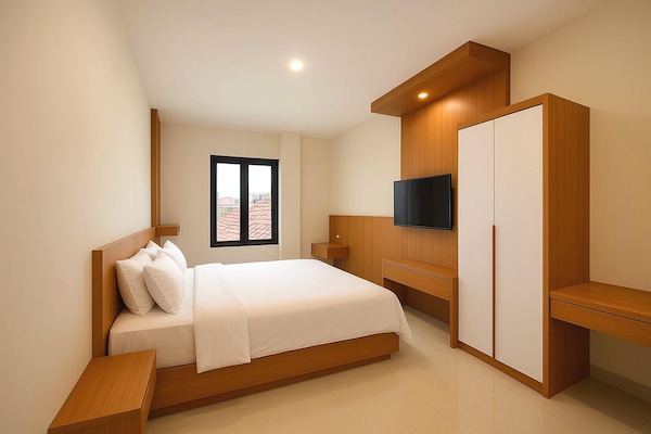 Luxury Deluxe Dbl Retreat W/ Free Wifi And Parking - Bangka Belitung Islands