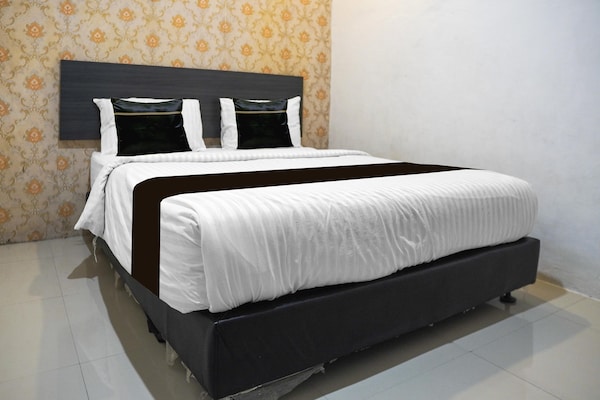 Cozy Double Escape W/ Free Wifi And Parking - Padang