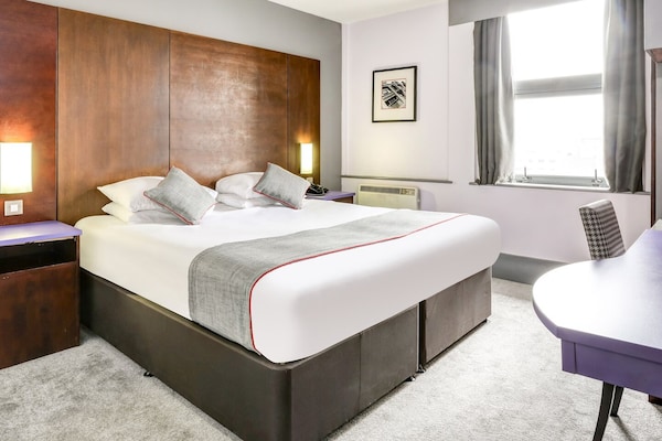 Standard King Room - Sheffield