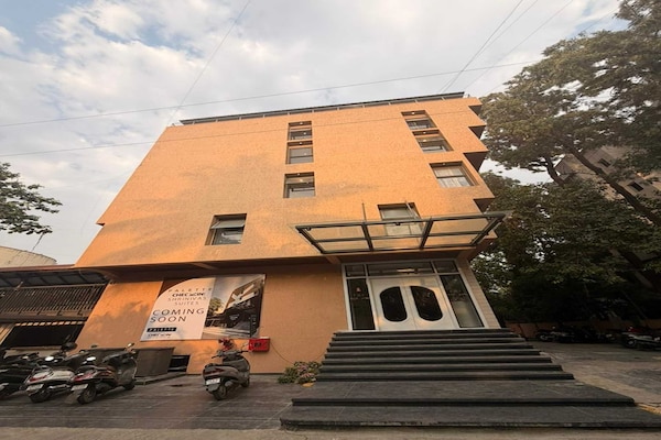 Palette Shrinivas Suites Baner Pune - Pune