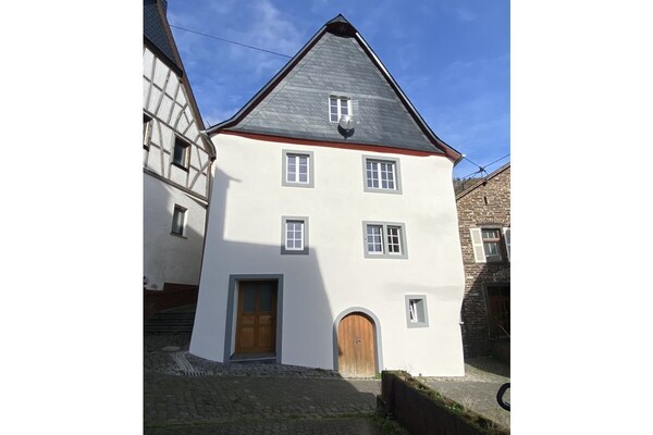 759203 - Ediger-Eller