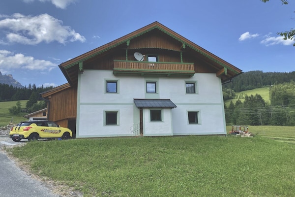 756460 - Bad Goisern am Hallstättersee