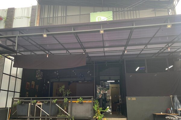 Deluxe Twin Near Cihampelas Walk - Bandung