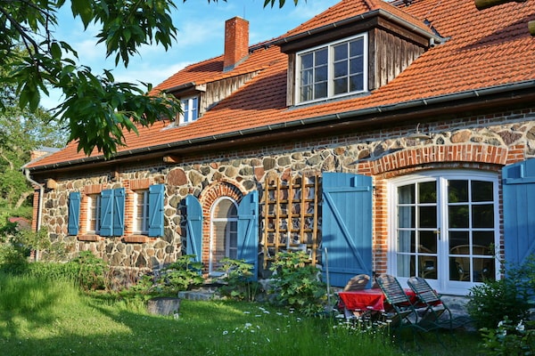27062 - Kratzeburg