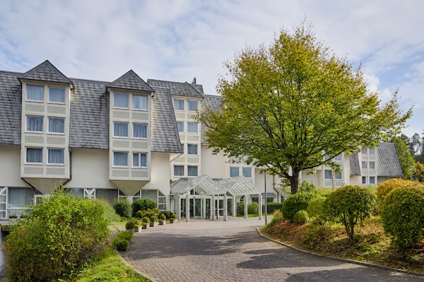 H Hotel Wiesbaden Niedernhausen- Family Room 2adults  2 Children - ヴィースバーデン