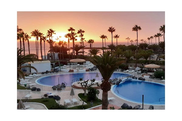 300366 - Costa Adeje