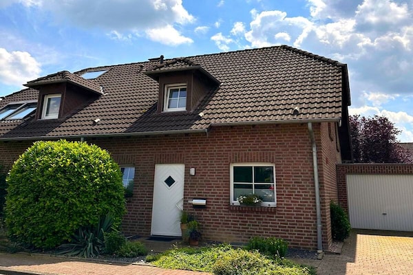 410856 - Rees