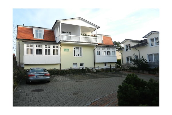 57565 - Binz